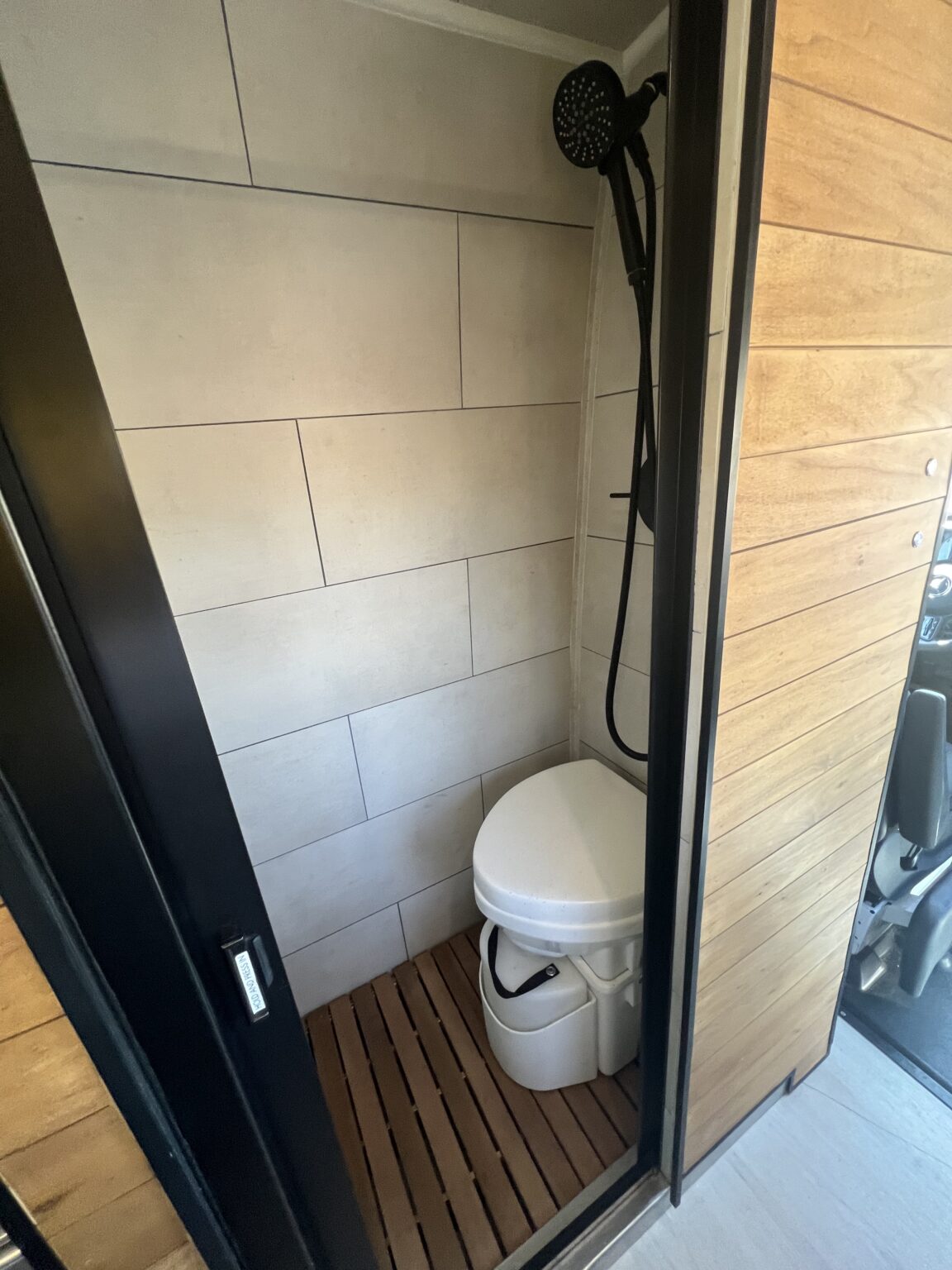 2021 Mercedes‑Benz Sprinter 2500 144” High Roof – Pro Built Camp Van ...