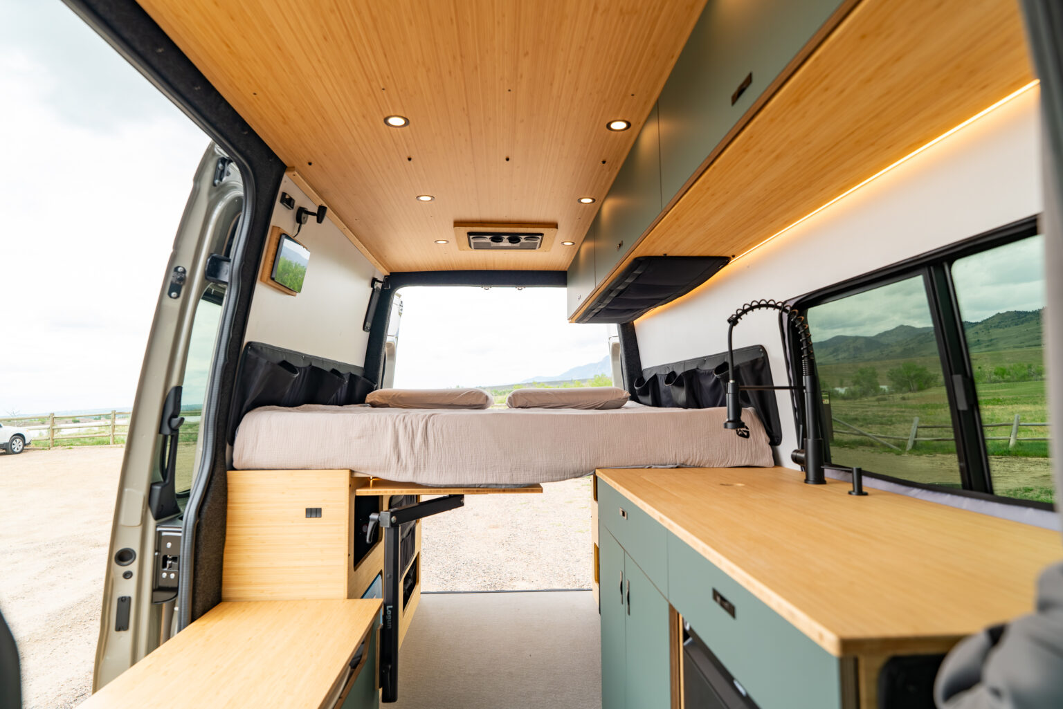 2025 Geotrek Flatiron Demo Van (#482) | Sprinter 144″ AWD - Vanlife Trader