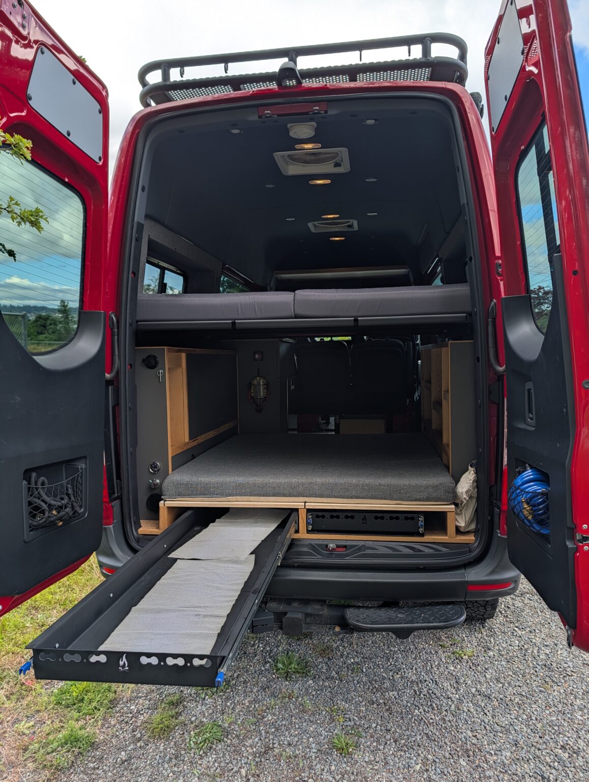 2021 144″ Custom Rydawell Mercedes Sprinter 4×4 - Vanlife Trader